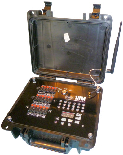 COBRA 18M Outdoor Case für den Einsatz im harten aussen Bereich mit ...